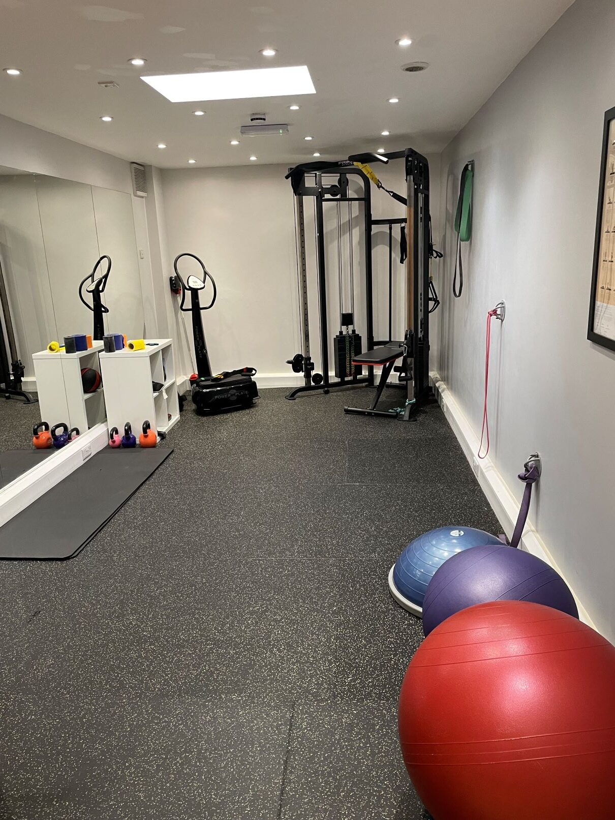 Herniated Disc Treatment Worthing - IDD Therapy Spinal Decompression at ...